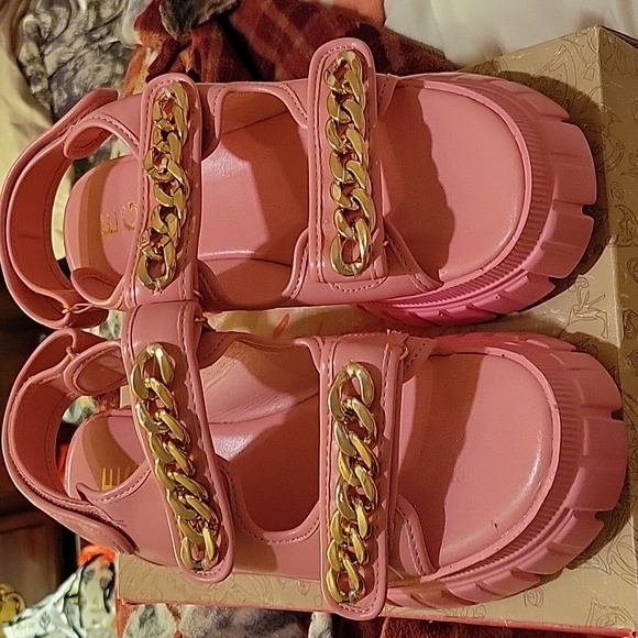 EGO | Shoes | Ego Miami Chunky Sandal With Gold Chain | Poshmark